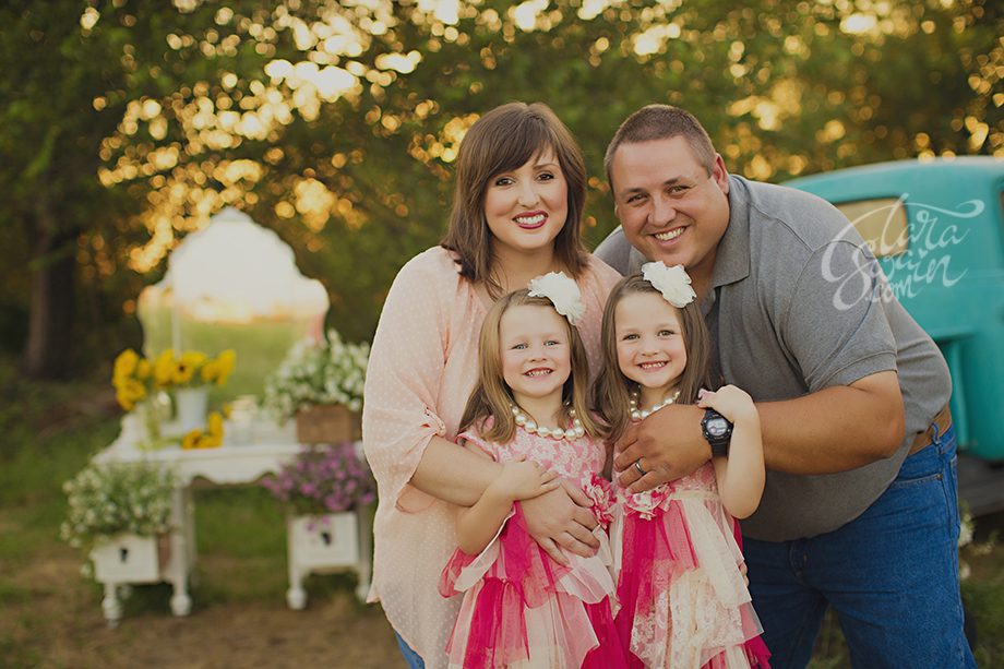 Tyler + Jennifer + Jordyn + Jillian - 2016 Spring Family Minis | Tara ...